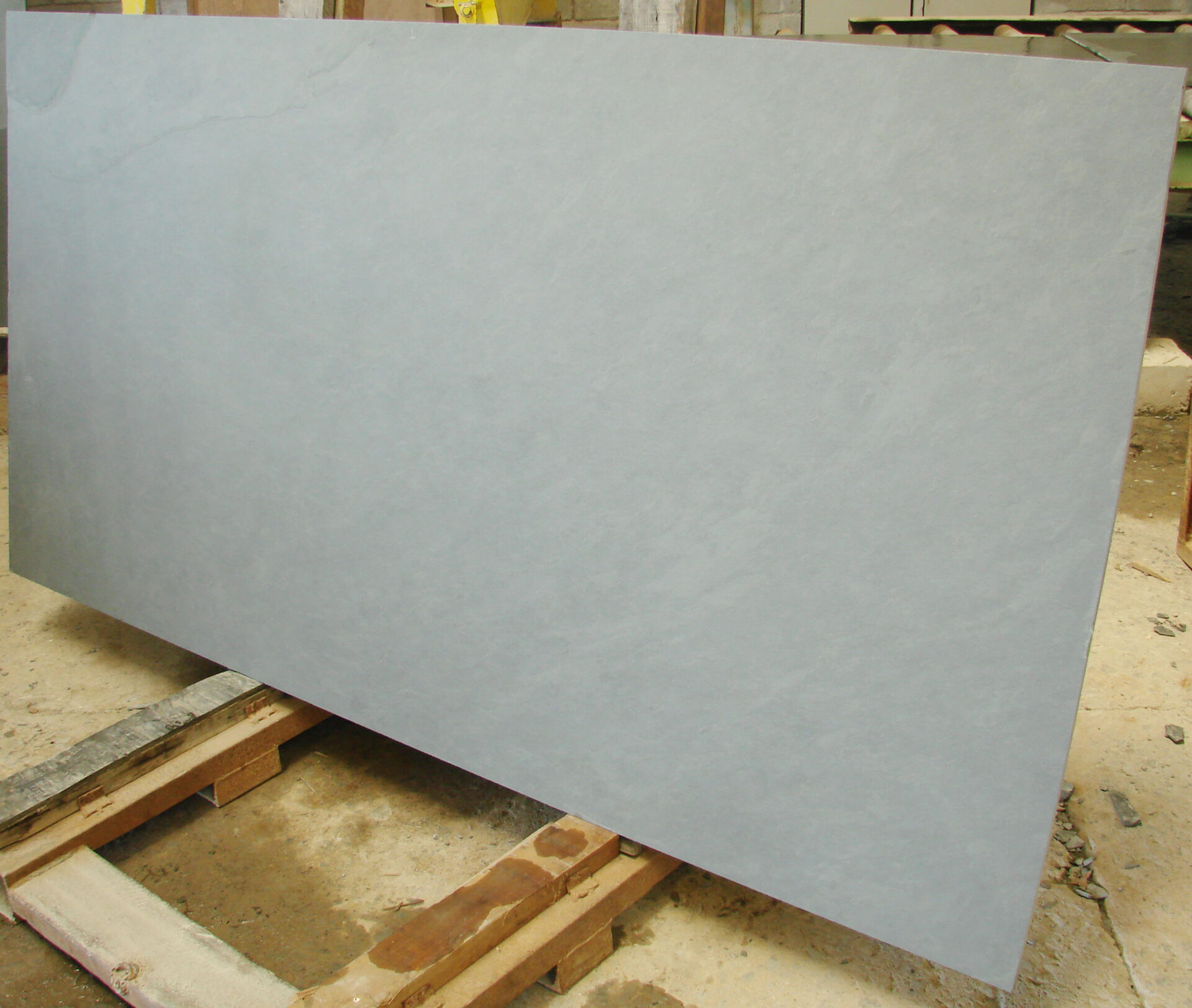 Caithness Graphite Slabs » Natural Stone Slabs » Chadwick's Surfaces