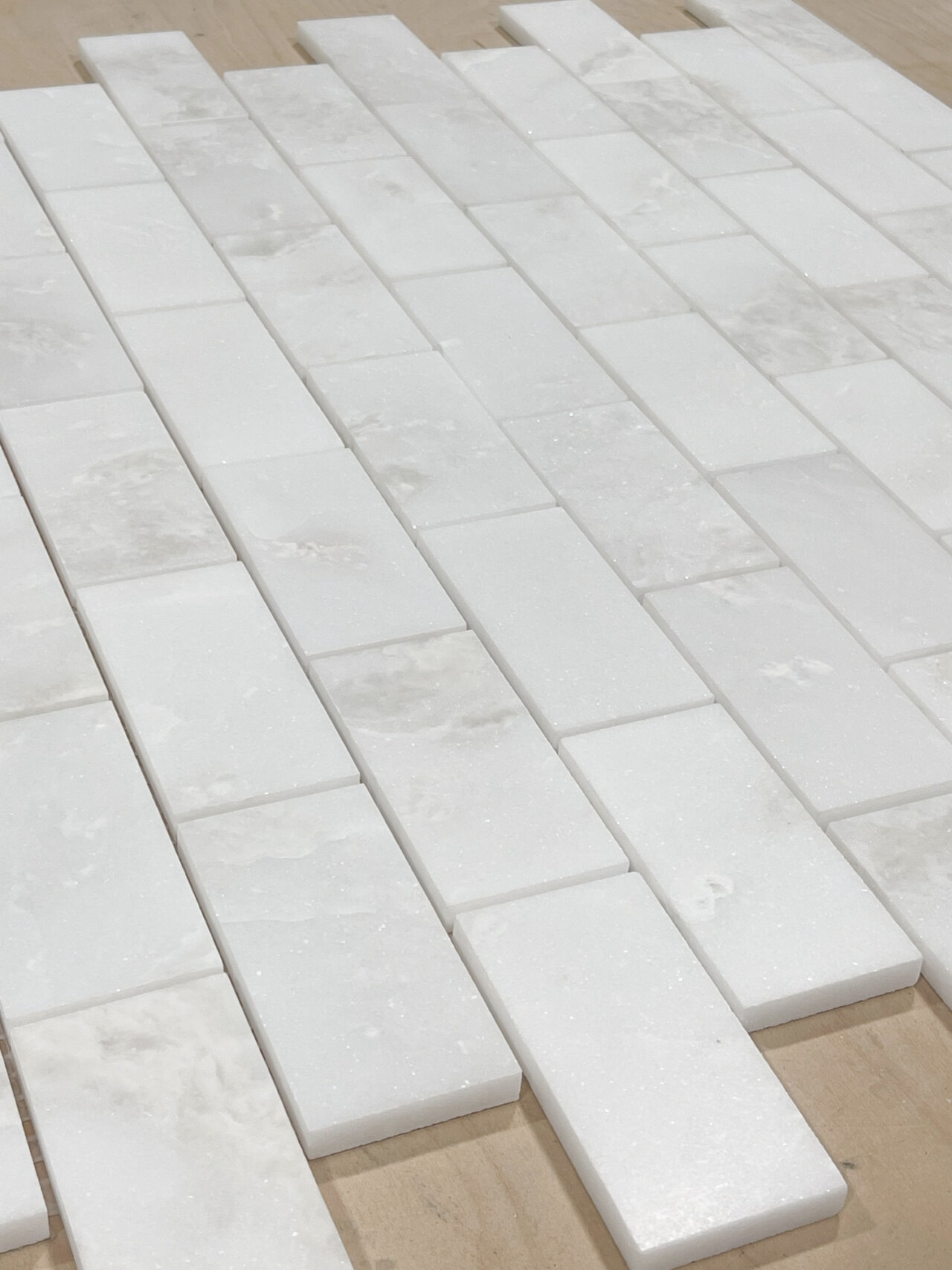 Bianco Lucente Honed » White & Off-Whites Natural Stone » Chadwick's ...